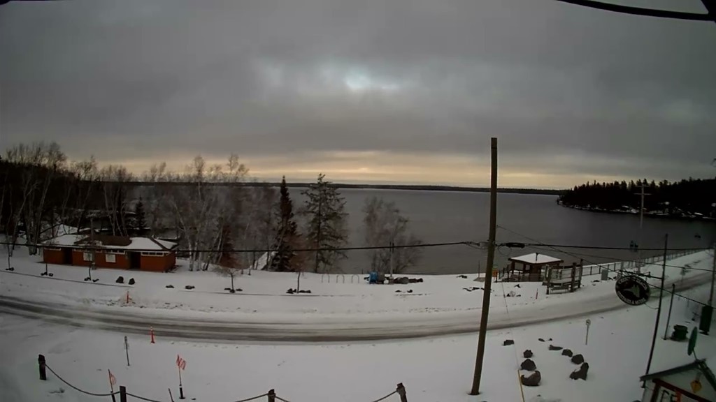 West Hawk Lake – Crescent Beach Cottages | Vacation Cottages | West ...