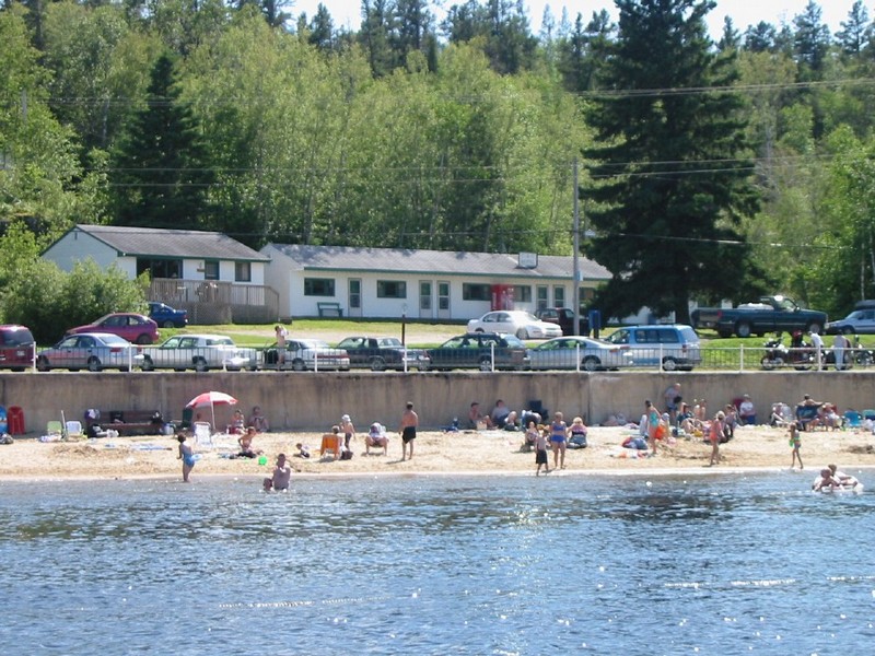 West Hawk Lake – Crescent Beach Cottages | Vacation Cottages | West ...