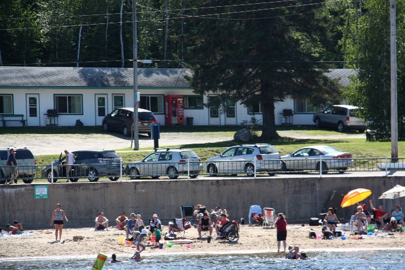 West Hawk Lake – Crescent Beach Cottages | Vacation Cottages | West ...